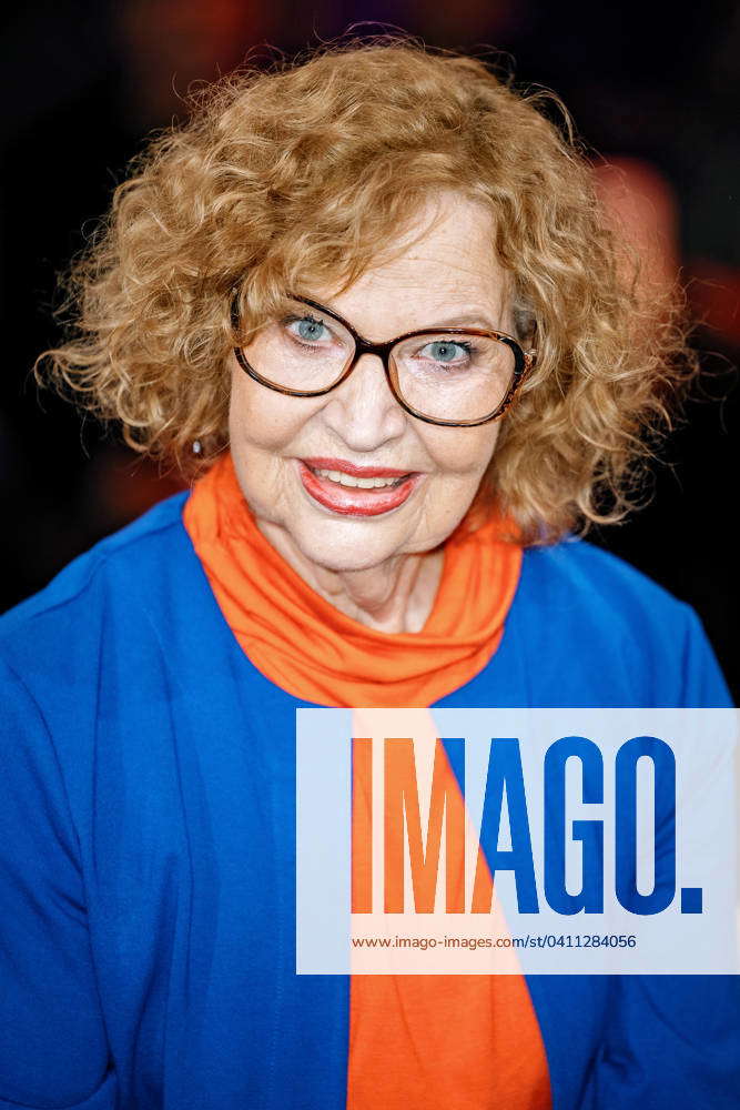 MDR Riverboat Urte Blankenstein alias Puppendoktor Pille on the ...