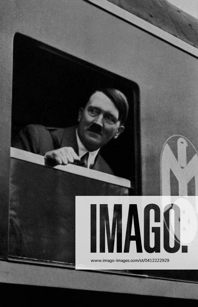 Adolf Hitler taking the train to travel, 30 s 1685394 Adolf Hitler ...