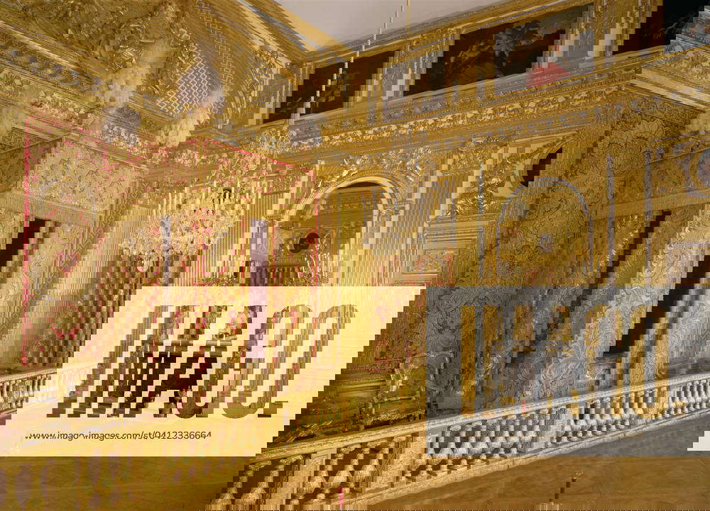 Interior of Louis XIV s bedroom, 1701-23 (photo) XIR181259 Interior of ...