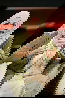 Khola Maryam Hübsch journalist 11 23 her Khola Maryam Hübsch on ...