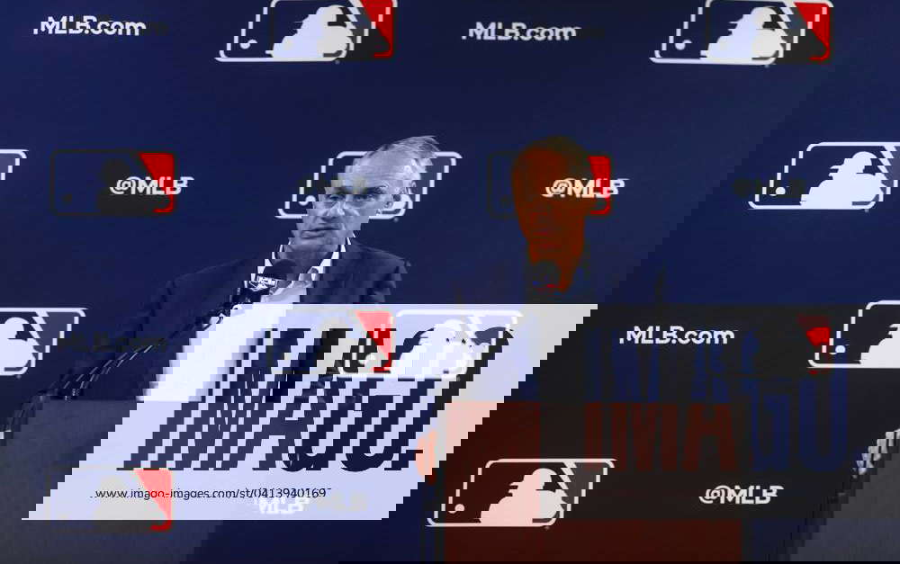 February 15, 2024, Tampa, Florida, USA: MLB Commissioner Rob Manfred speaks with members of the