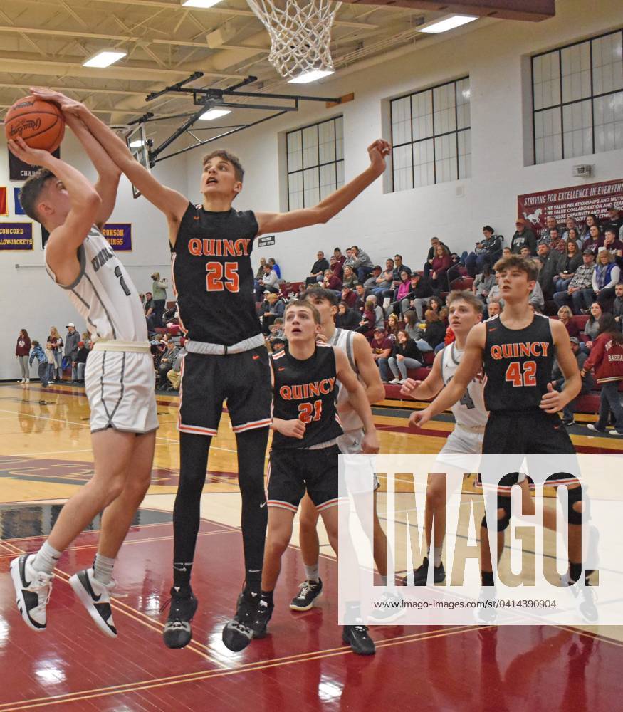 Syndication: Coldwater Daily Reporter Quincy s Alex Dunn (23) rises ...