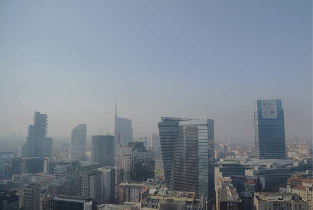 Air pollution in Milan and Lombardy Milan - Air pollution in Milan and ...