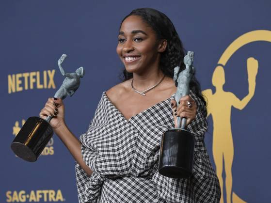 24 February 2024 - Los ANgeles, California - Ayo Edebiri. 30th Annual ...