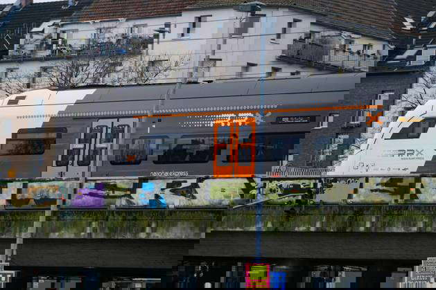 Düsseldorf 20 01 2024 DB Deutsche Bahn local public transport VRR ...