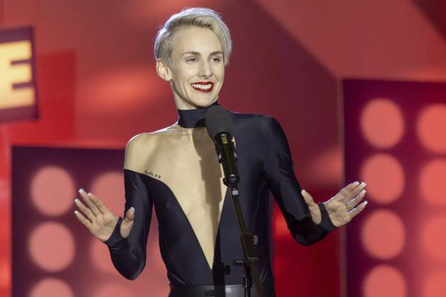 Performance by the Austrian cabaret artist and poetry slammer Lisa ...