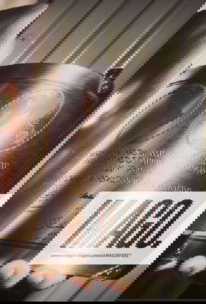 APOLLO 11: PLAQUE, 1969. Memorial plaque left on the moon by the Apollo ...