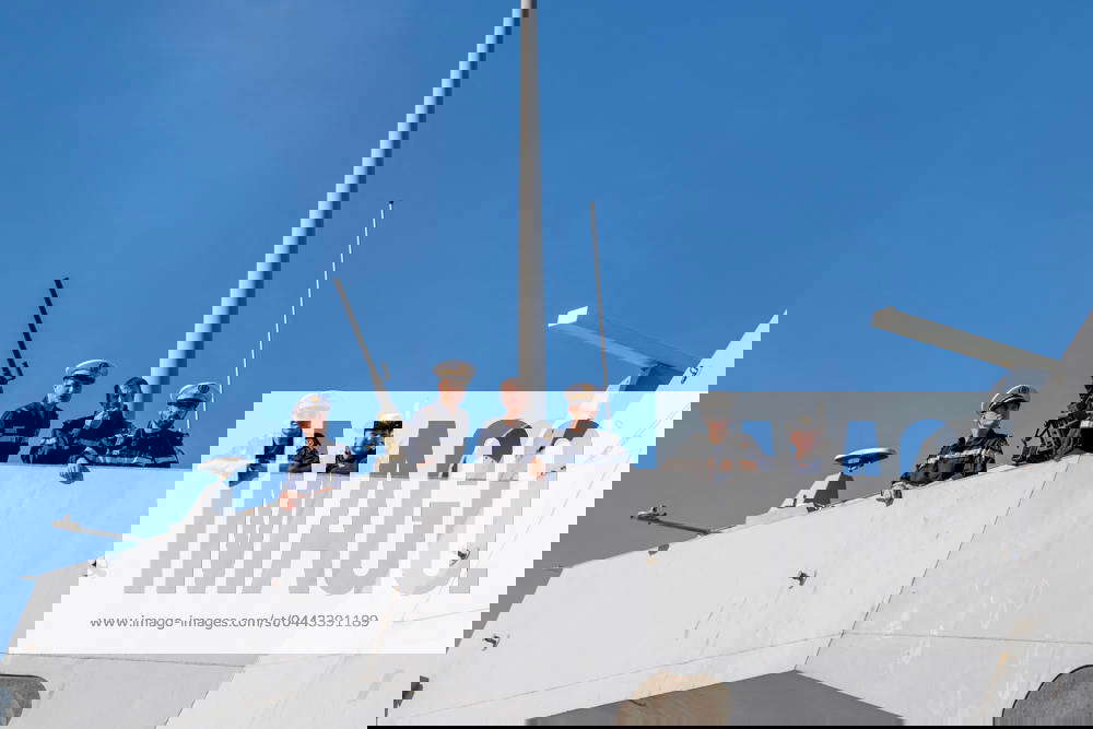 Return Of The Fregate Alsace After A Mission In The Red Sea - Toulon ...