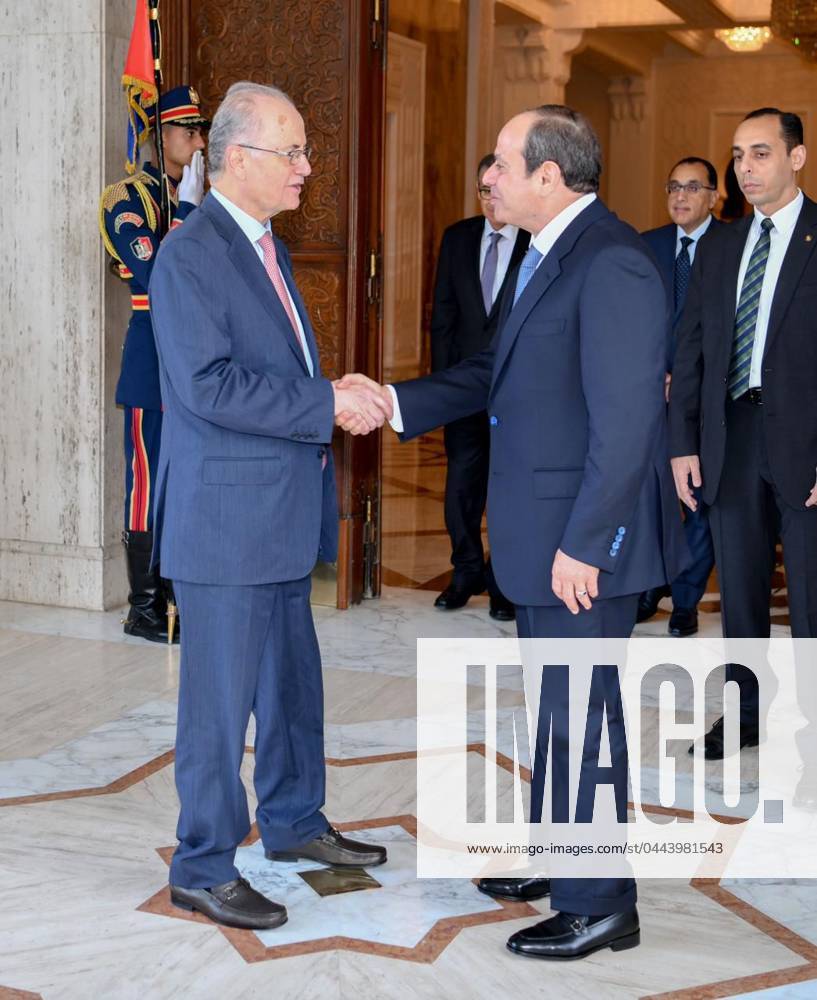 Palestinian Prime Minister and Foreign Minister Mohammad Mustafa meets ...