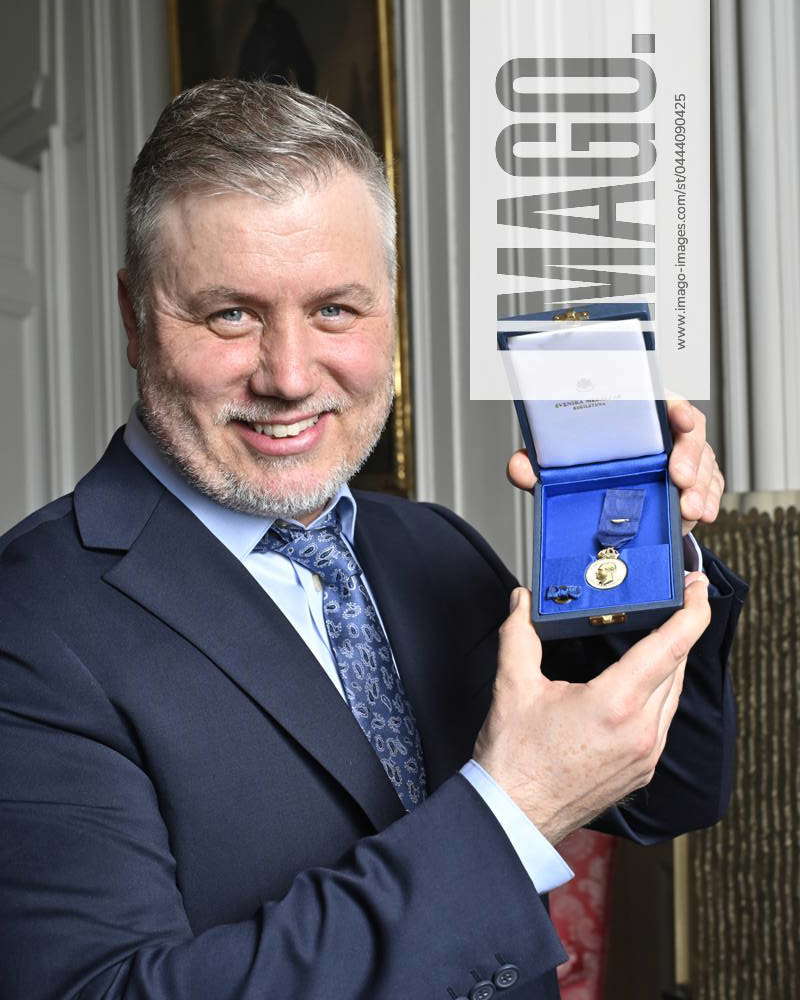 STOCKHOLM, SWEDEN 20240409 Cross-country skier Per Elofsson receives ...