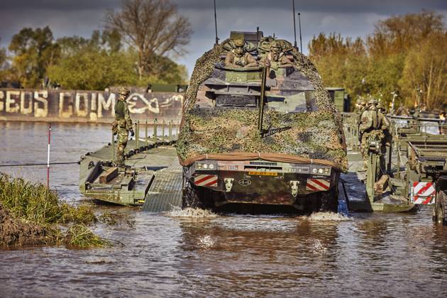 Dutch army crossing the IJssel river in Olst, Netherlands - 10 Apr 2024 ...