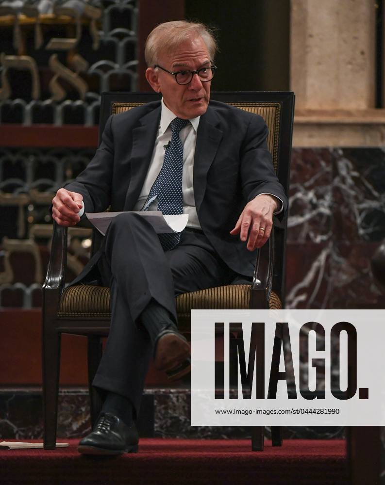 Syndication: Treasure Coast Washington Post columnist and best-selling ...