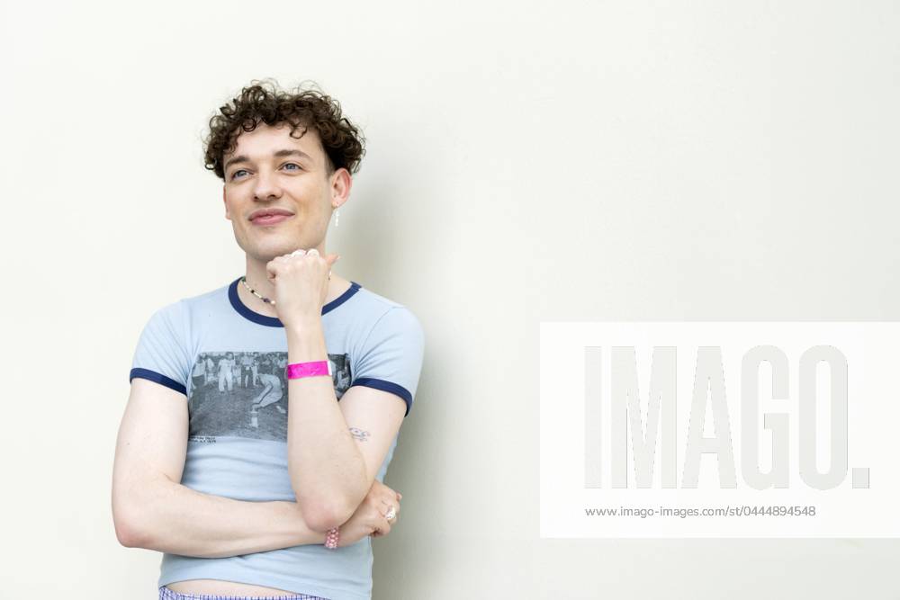 AMSTERDAM - Nemo (Mettler) from Switzerland during a press afternoon ...