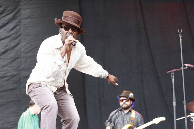 Rapper Big Daddy Kane seen performing at the Made In America concert ...