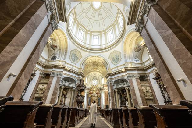 Tour of the partially reconstructed Basilica of St. Lawrence and St ...