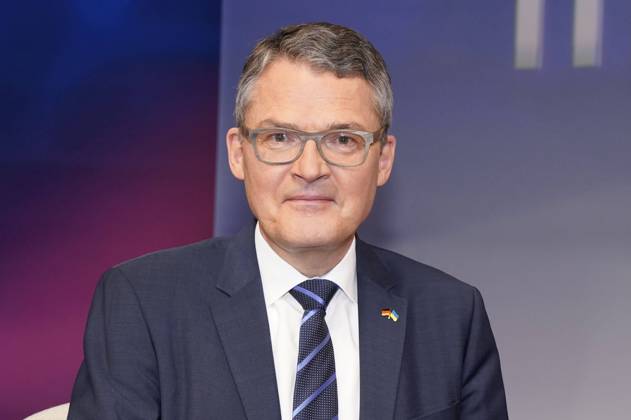 Roderich Kiesewetter on the ARD talk show maischberger in Studio ...