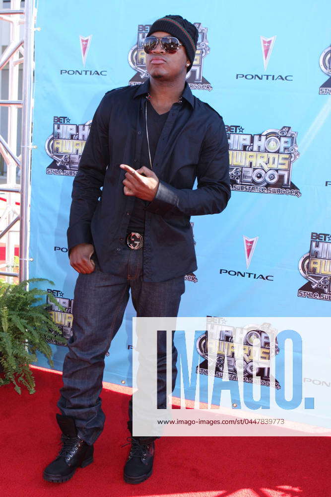 2007 BET HIP HOP AWARDS NE-YO ARRIVING AT THE BET HIP HOP AWARDS 2007 HELD AT THE ATLANTA CIVIC