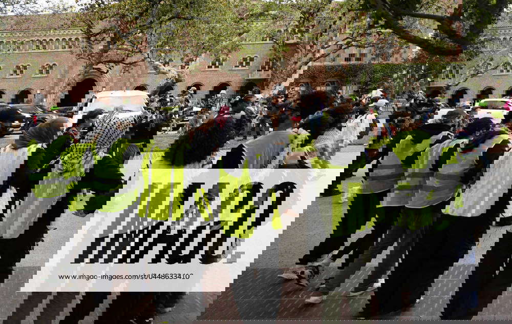 News: USC Gaza Protest Apr 24, 2024; Los Angeles, Calif., USA ...