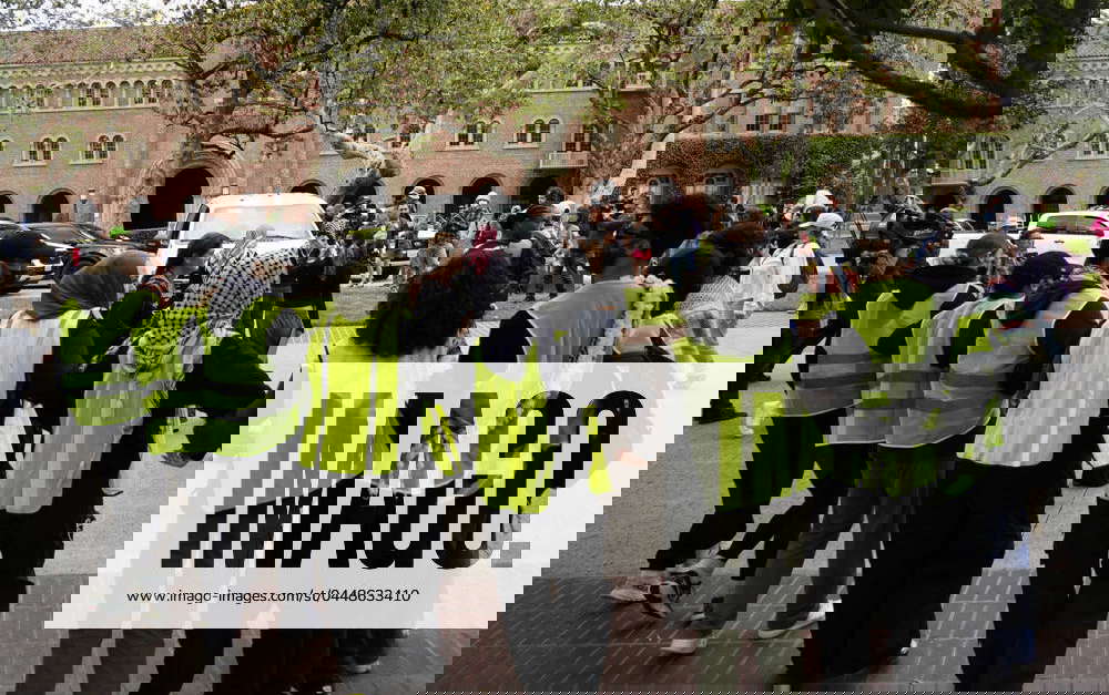 News: USC Gaza Protest Apr 24, 2024; Los Angeles, Calif., USA ...