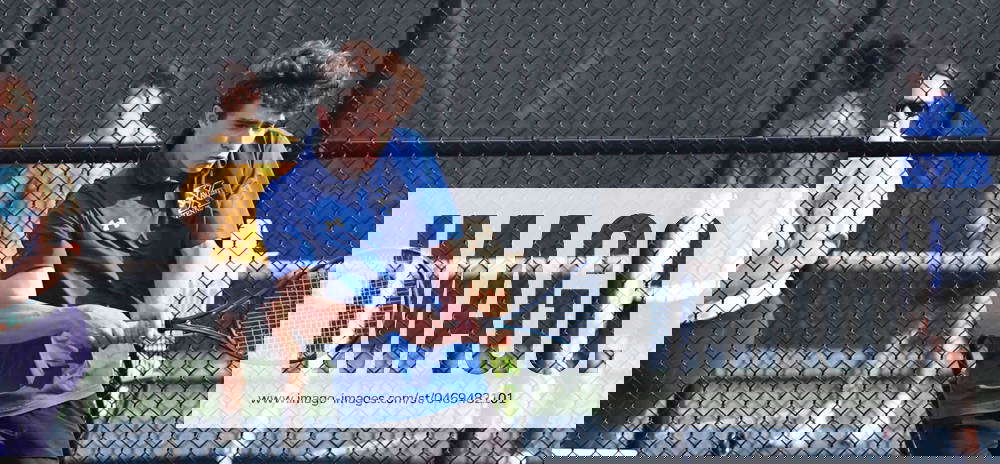 Syndication: The Enquirer St. Xavier singles player Connor Lynch ...