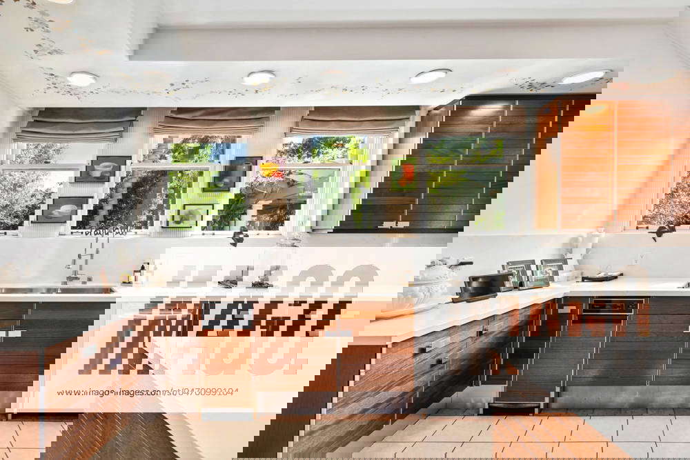 Muhammad Alis stunning $13m mansion up for auction in Hollywood hotspot ...