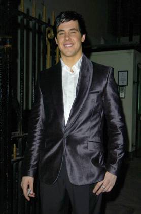 THE GREASE GALA AT THE PICCADILLY THEATRE DANNY BAYNE AT THE GREASE ...