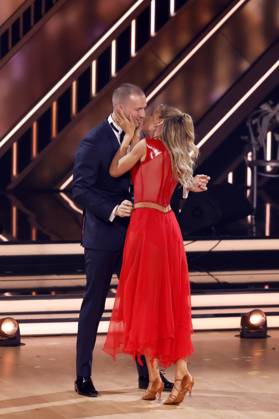 Singer Lulu Lewe with her husband Basti Scheibe in the ninth live show ...