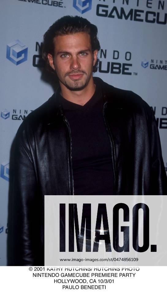 2001 KATHY HUTCHINS HUTCHINS PHOTO.NINTENDO GAMECUBE PREMIERE PARTY.HOLLYWOOD, CA 10 3 01.PAULO