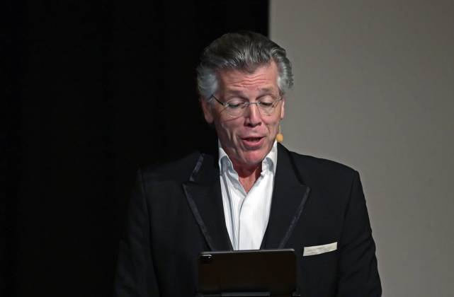 Concert Los Angeles 1943 Escape to Paradise with opera singer Thomas ...