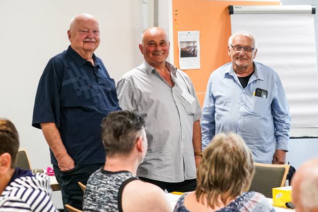 Chairman Gerhard Schäfer with his new deputies Michael Bartl l and ...