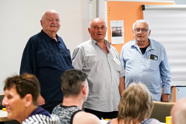 Chairman Gerhard Schäfer with his new deputies Michael Bartl l and ...