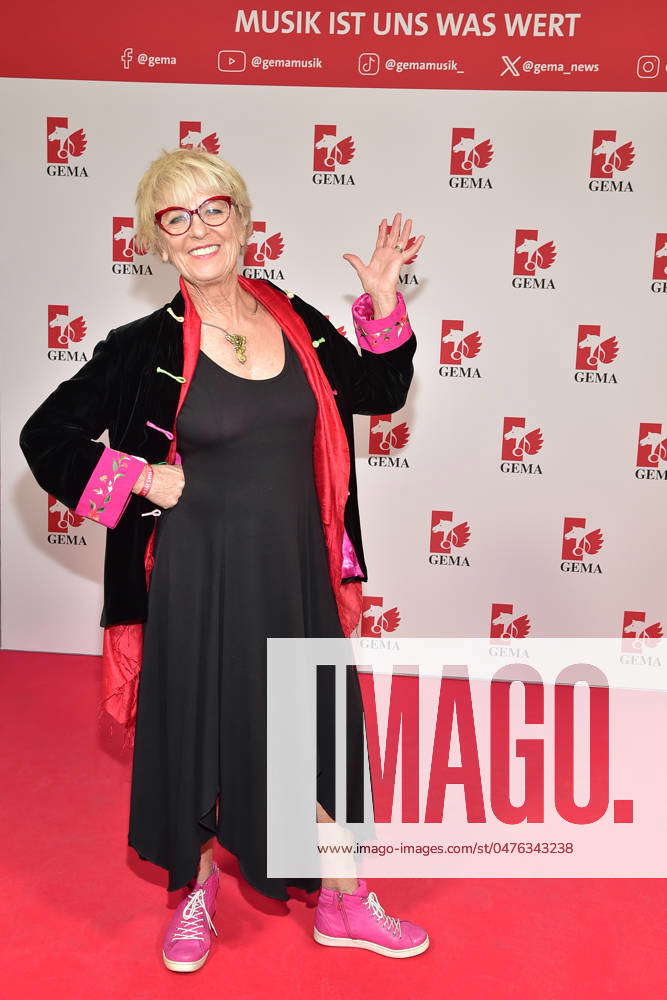 36 Fred Jay Prize of GEMA in Berlin Monika Ehrhardt Lakomy, arrival ...