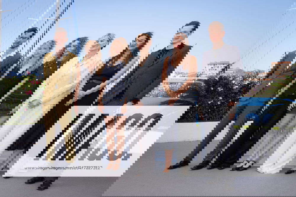 Cannes - Moi Aussi Me Too Photocall Richard Sears, Eva Galmel, Tess ...