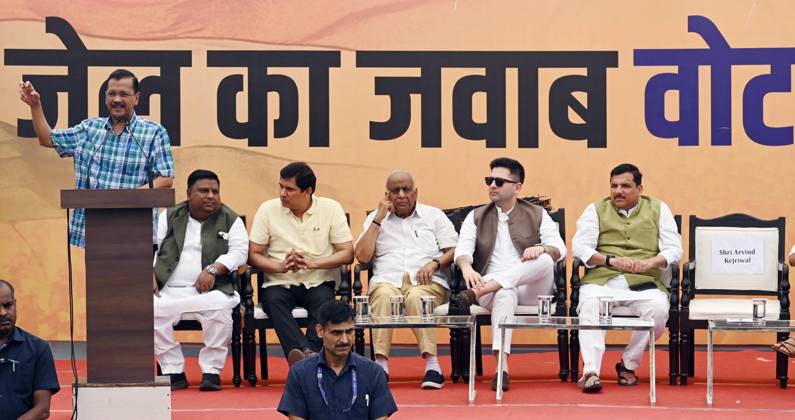 NEW DELHI, INDIA - MAY 19: Delhi CM Arvind Kejriwal, Rajya Sabha MP ...