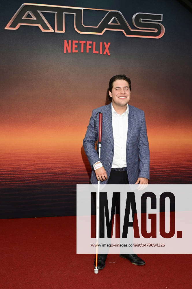 Alexis Arroyo Attend the red carpet of Atlas fan event at Toreo Parque ...