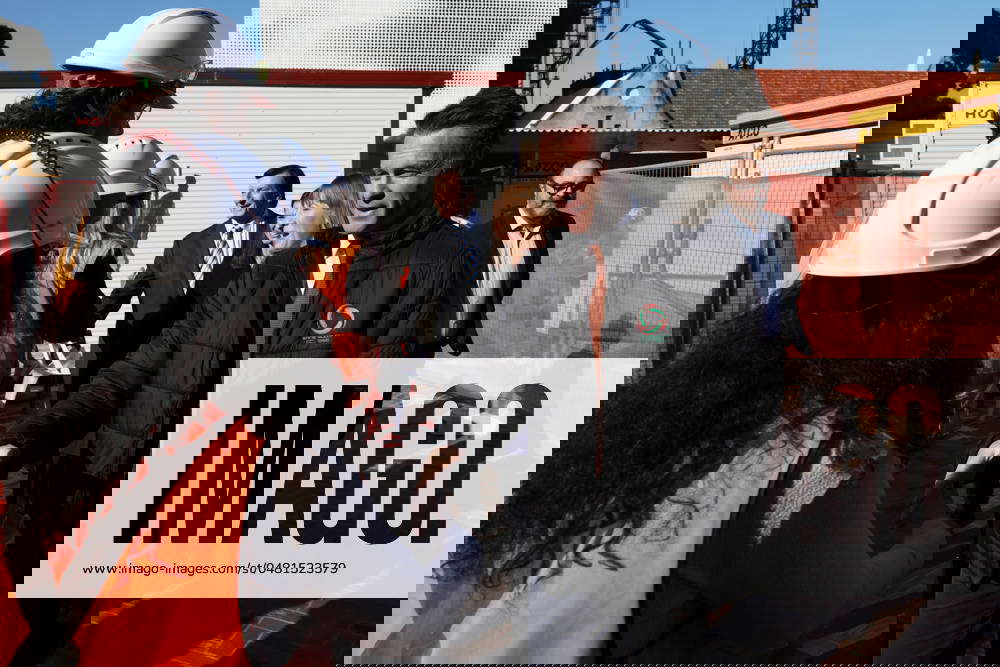 CHRIS MINNS METRO STATION PRESSER, New South Wales Premier Chris Minns ...