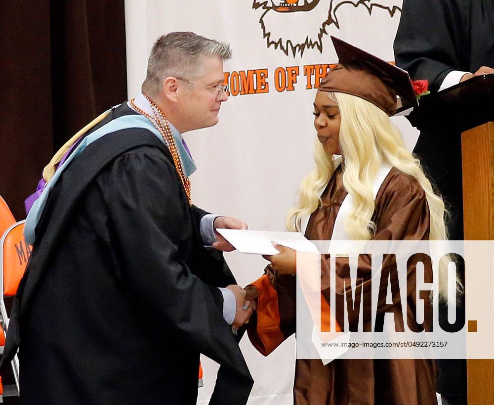 Syndication: Mansfield News Journal Mansfield Senior High Schools class ...