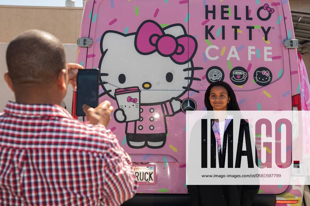 Syndication: Stockton Record Fifteen-year-old Myla Smith poses for a ...