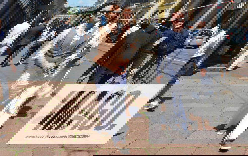 Claudio Mangiarotti copyright rights Milan- Matthew Staton Bomer walks ...