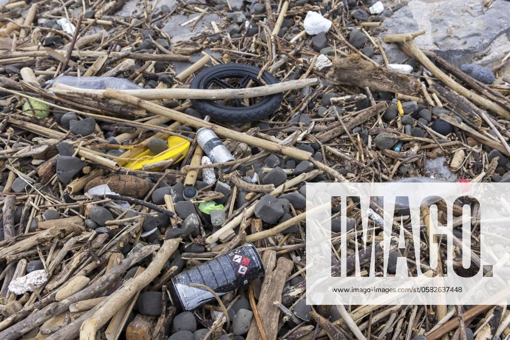 symbolic Image Environmental pollution, Plastic waste, rubbish, Flotsam ...