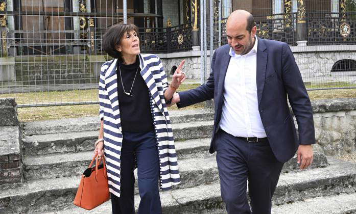 Chinese Pavillion To Be Renovated BRUSSELS, BELGIUM - JUNE 18 ...