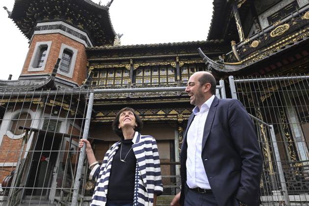 Chinese Pavillion To Be Renovated BRUSSELS, BELGIUM - JUNE 18 ...