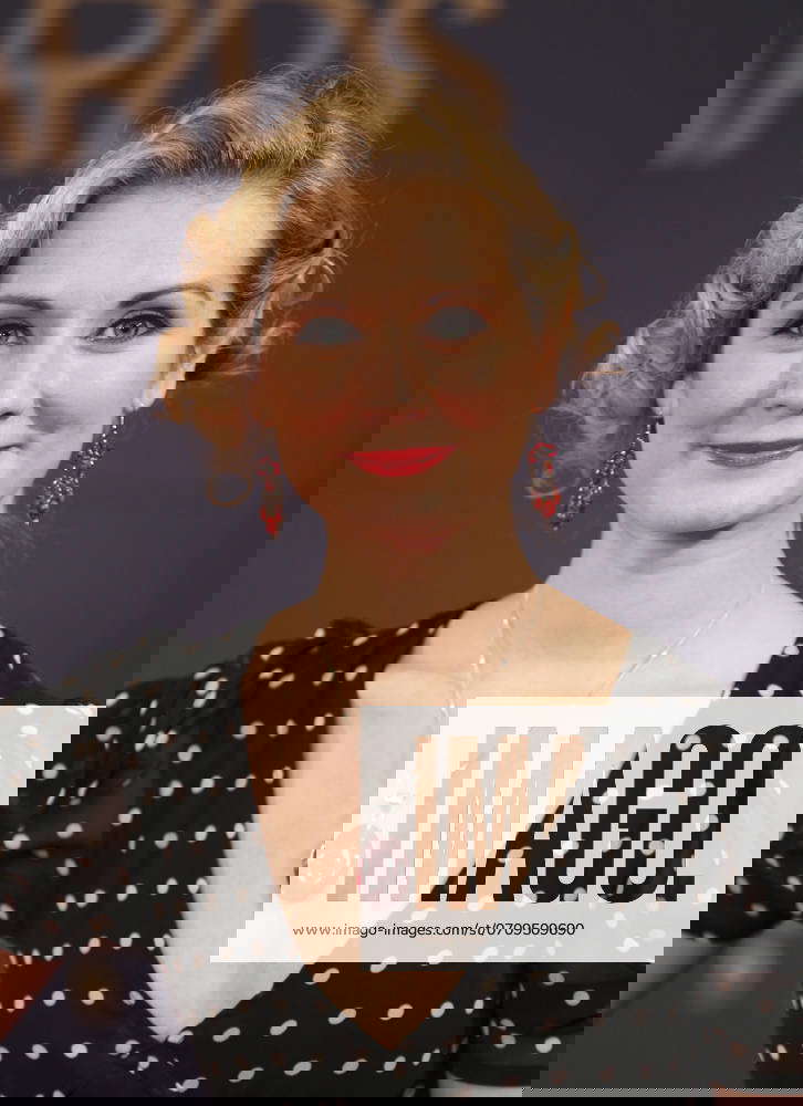 32nd Genie Awards Natalie Lisinska arrives on the red carpet prior to 32nd Genie Awards in Toronto