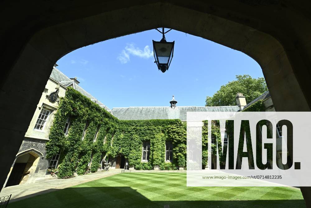 Princess Elisabeth takes part in the Oxford University graduation ...