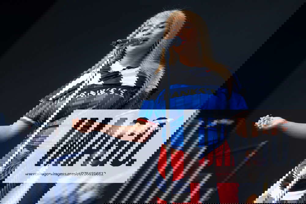 Jorga smith performing at Leeds Festival 2024 at Bramham Park, West ...