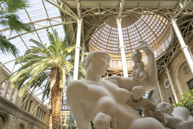 Die Wassermutter, Marmor-Skulptur von Kai Nielsen, Palmengarten, Ny Carlsberg Glyptotek oder Neue