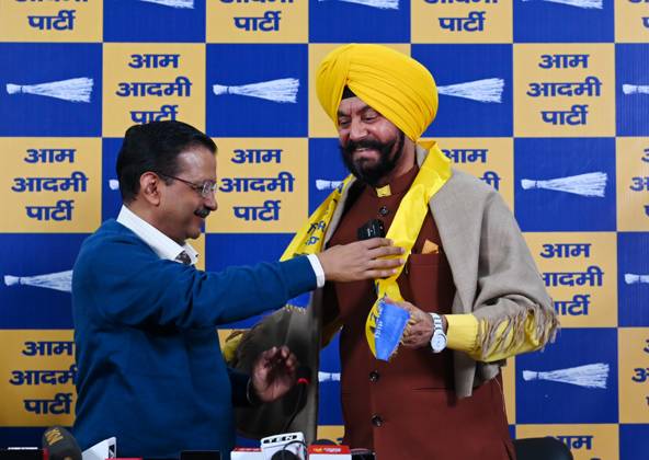 NEW DELHI, INDIA - DECEMBER 5: Jitender Singh Shunty joins Aam Aadmi ...