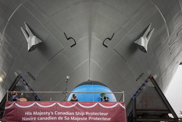 North Vancouver, Bc, CANADA: A member of the Squamish Nation performs a ...
