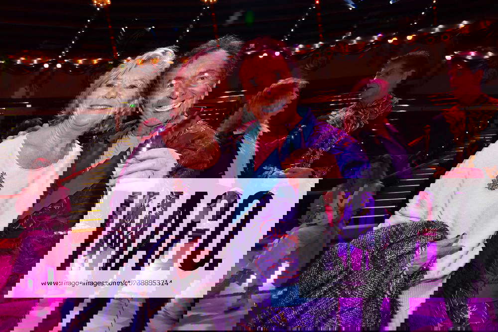 Jutta Speidel and clown at the Circus Krone Christmas premiere of the ...