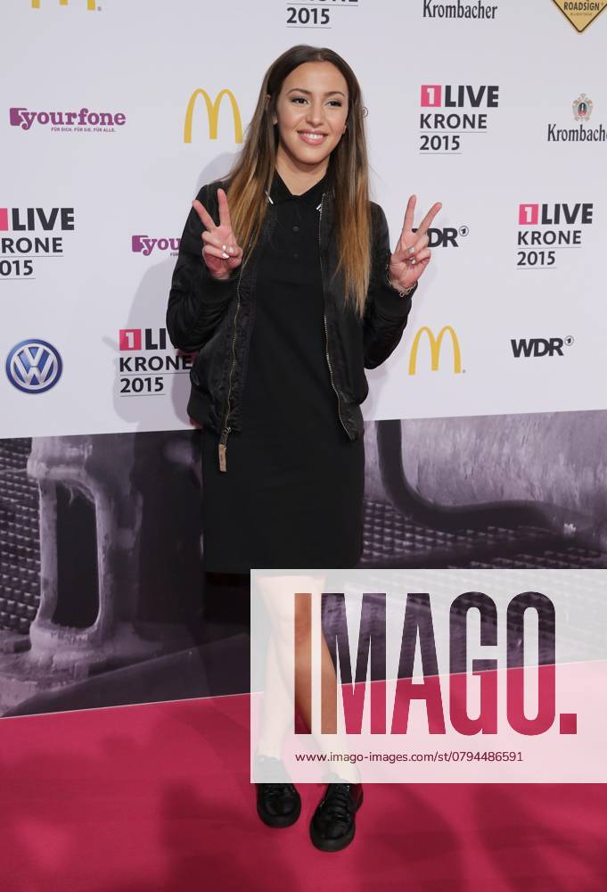 Namika%2C Musikerin%2C to Guest at the award Ceremony the 1 Live Crown ...